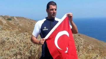 ΣΚΗΝΙΚΟ ΝΕΩΝ... ΙΜΙΩΝ - ΤΟΥΡΚΟΙ ΥΠΟΣΤΗΡΙΖΟΥΝ ΟΤΙ ΥΨΩΣΑΝ ΤΗ ΣΗΜΑΙΑ ΤΟΥΣ ...